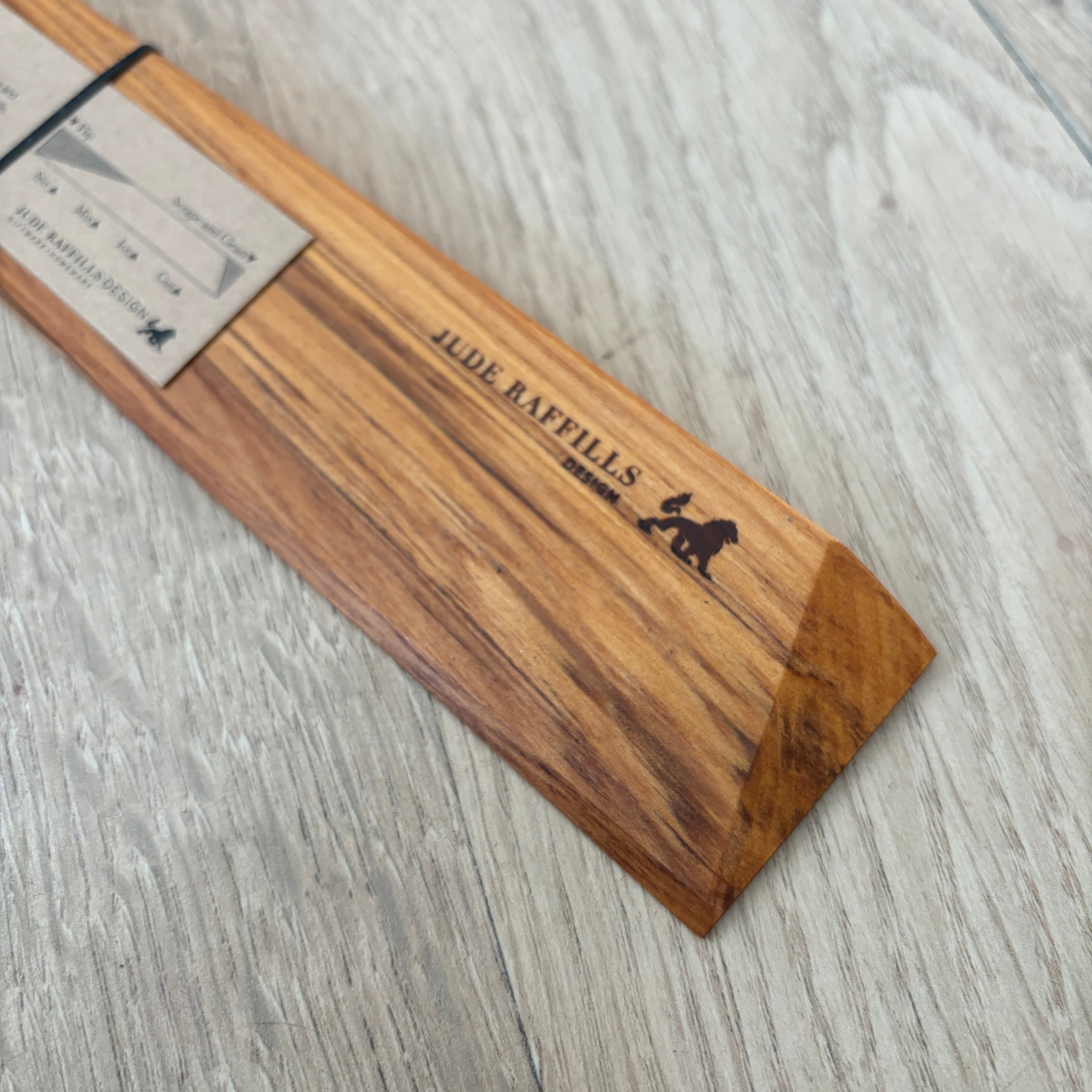 Rimu Kitchen Multi Tool – Shelf Home + Gifts